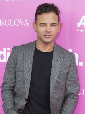 FIRST LOOK! Former Corrie star Ryan Thomas goes topless for his VERY ...