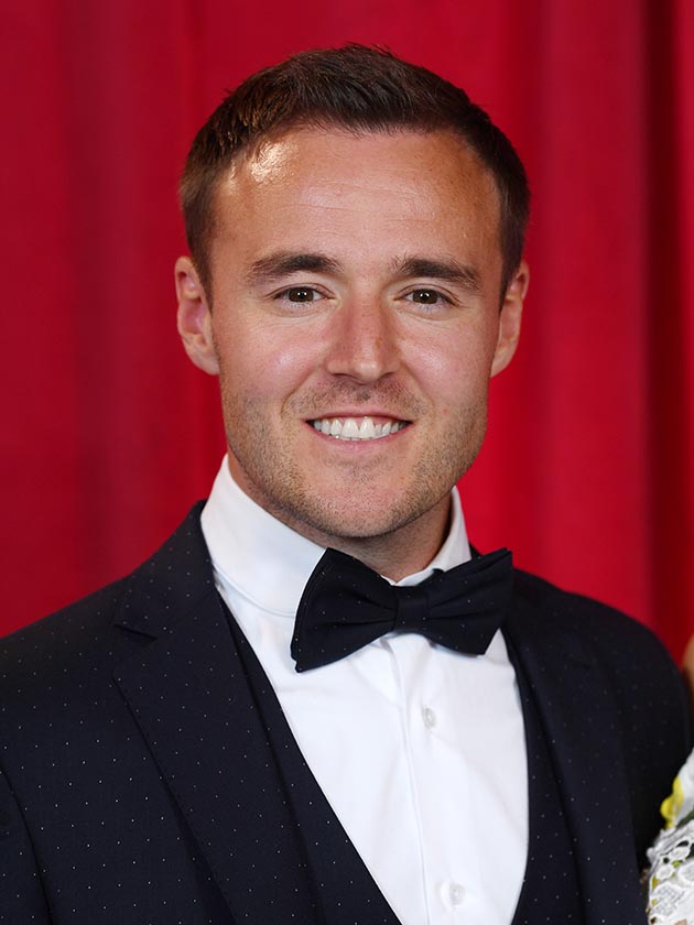 Alan Halsall Today : Corrie’s Alan Halsall shares moment ‘life changed ...