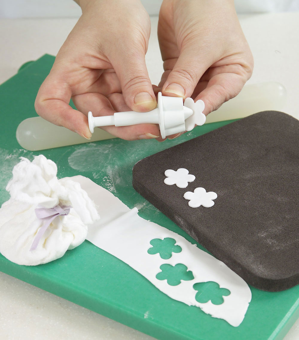 How To Make Flowers With Icing Outlet Wholesale Save 61 Jlcatj gob mx