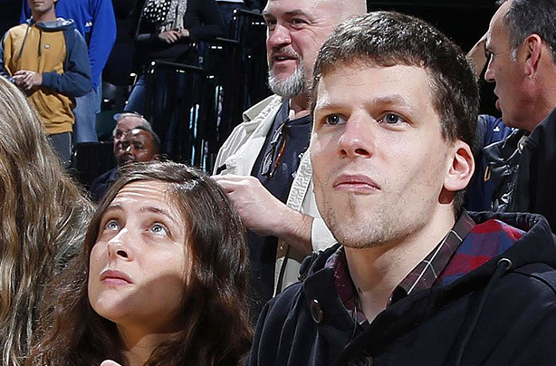 Jesse Eisenburg expecting his first child with girlfriend Anna Strout