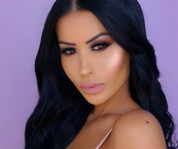 13 Beauty Instagram Accounts You *Need* To Follow | Look